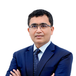 Dr. Ahmad Raza | Staff Physician, Oncology Institute Abu Dhabi