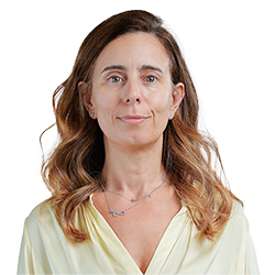 Dr. Clara Lobo - MD | Staff Physician